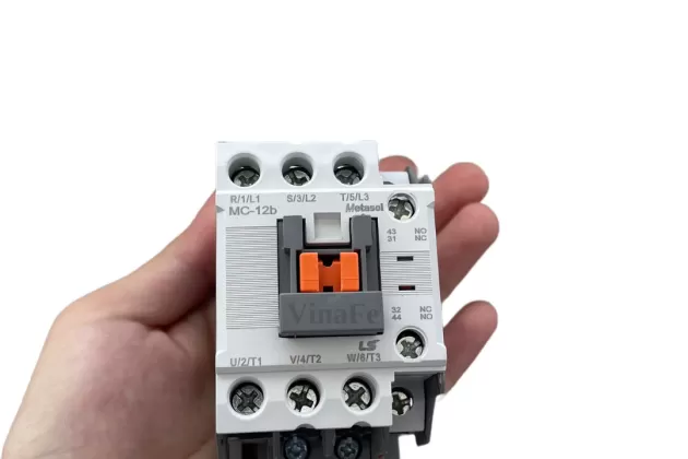 Contactor LS MC-12B 220VAC